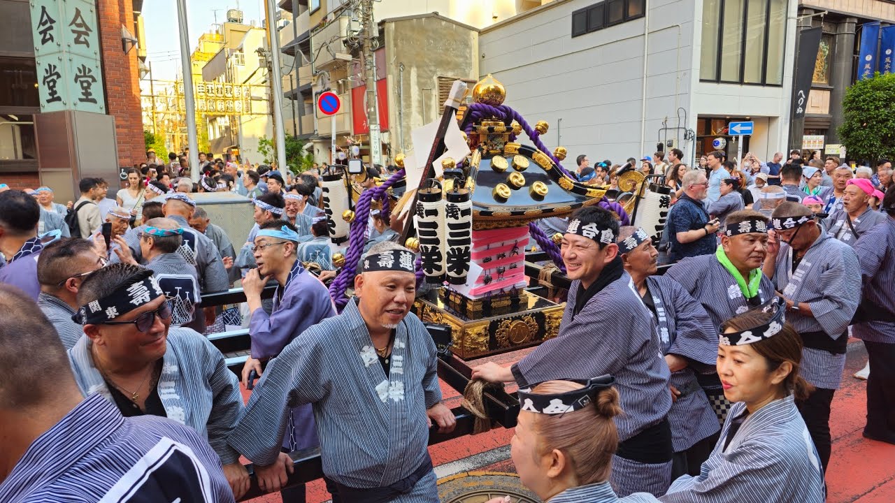 INSIDE JAPAN’S CRAZIEST FESTIVAL! 🇯🇵 Sanja Matsuri 2026 (Pure Chaos)
