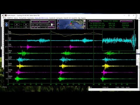 Automatic picking using Akaike information criterion.