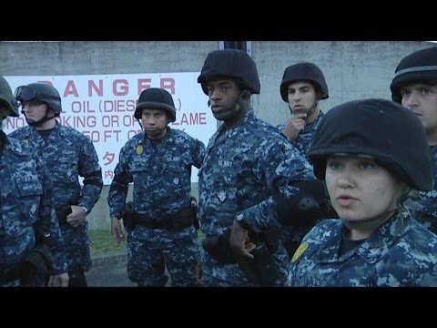 Sasebo Sailors Respond to Simulated Bomb Threat