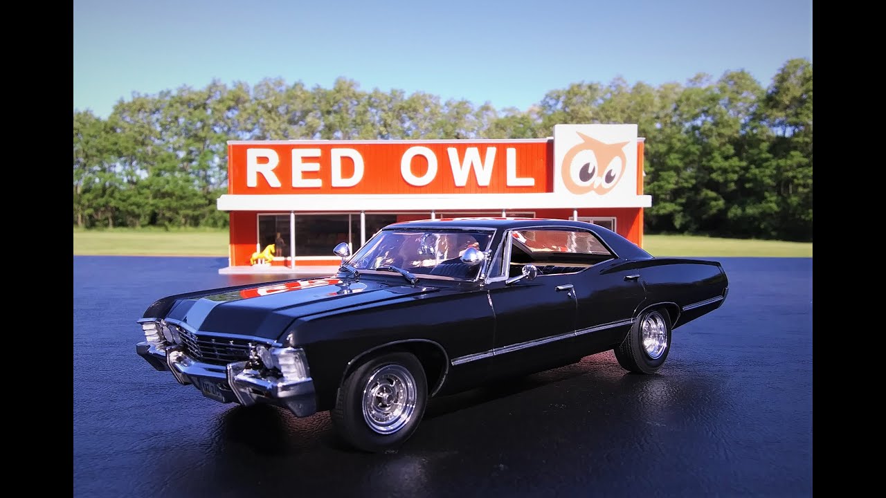 Supernatural 'Baby' 1967 Chevy Impala Sport Sedan 1/25 Scale Model Kit Build Review AMT1124