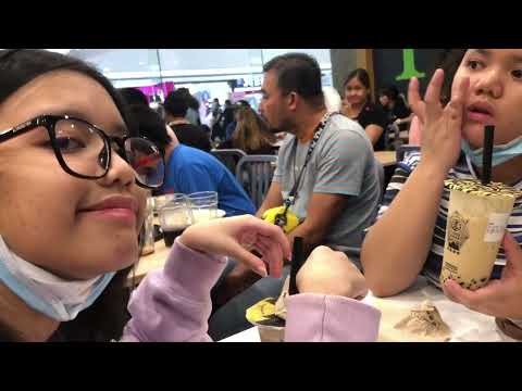STROLLING AROUND THE MALL OF ASIA