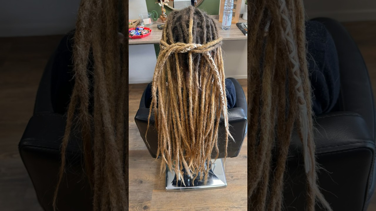 Mix of Real and Synthetic Locks? Yes please 🤎 #dreadlocks #dreadshop #locs #dreads #reallocs #hair