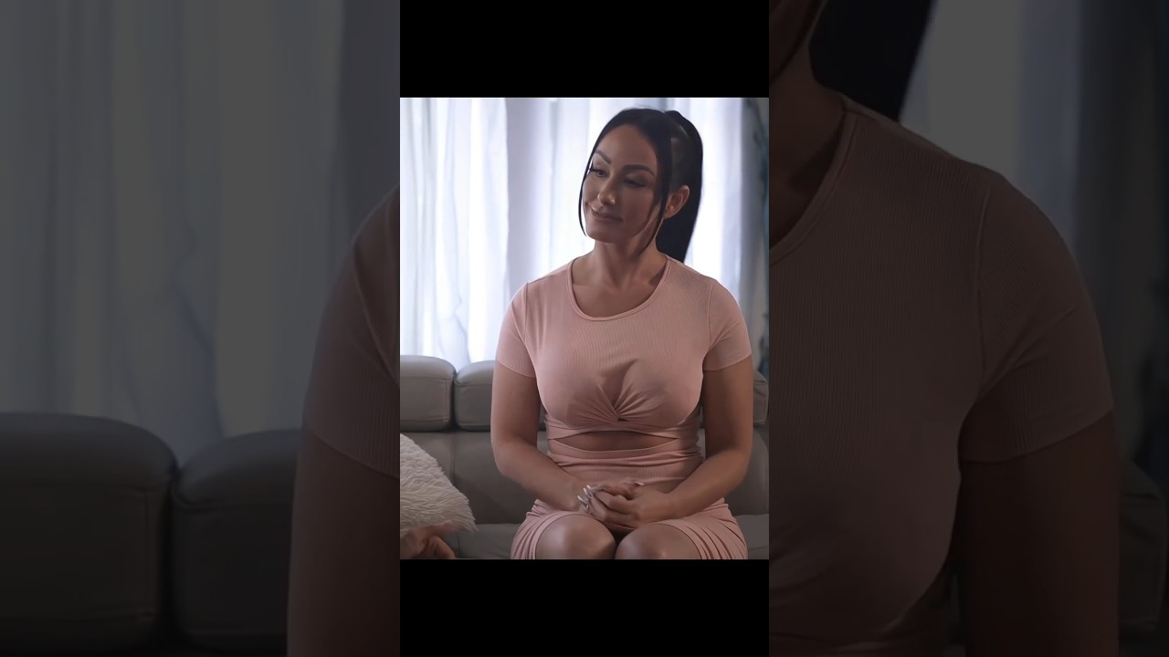 My girlfriend's mom 😍.... #mom #girlfriend #jennifer #white #explore #scene #stepmom #adult #shorts