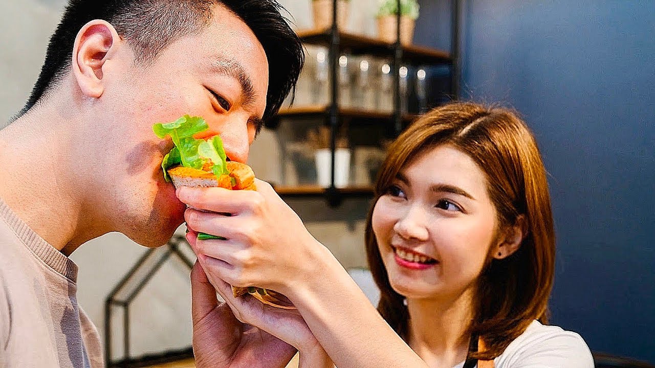 Vietnamese Food vs. Chinese Food Shootout