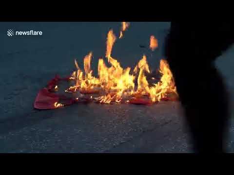 Greek protesters burn #Turkish flags as #Istanbul's Hagia Sophia becomes #mosque again👀(Must watch)