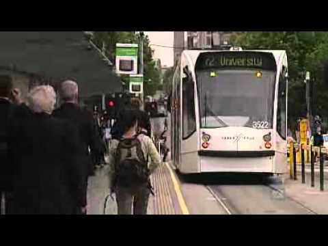 Victoria to review public transport scheme