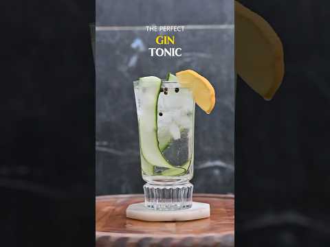 Classic Gin Tonic 🥂🥒 #gincocktail #gintonic #tonic #cucumber #ginchcumber