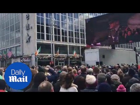 Poignant cheers as proclamation is read during 1916 centenary - Daily Mail
