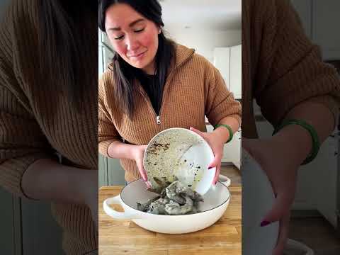 BAKED SHRIMP SCAMPI WITH WHITE WINE | the best easy 30-minute dinner!