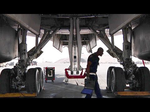 B-1 Lancer Maintenance Operations - Combat Ready!
