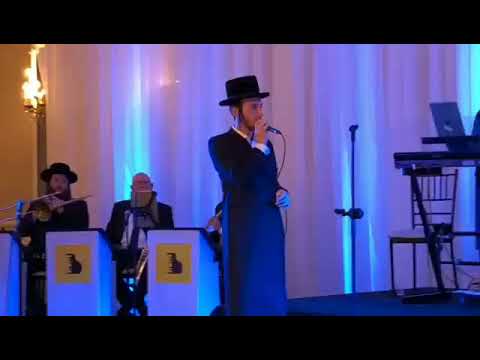 shulim lemmer avrmy berko and shira choir singing tniyeleh