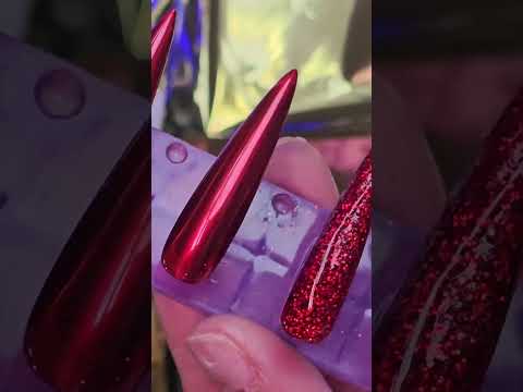 Red Christmas Nails #rednails #red #Chrome #chromenails #glitternails #nails #cateyenails