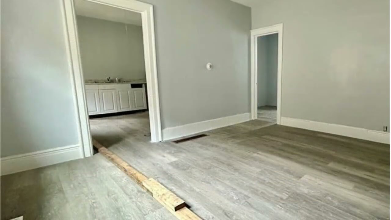 108 Weiss Street Buffalo, NY 14206