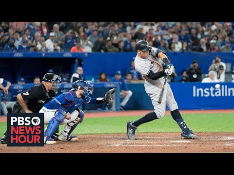 Two of baseball's great hitters move toward remarkable batting records