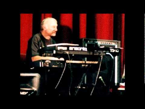 Nut Rocker Cliff Hall | BLOG ON THE SHADOWS