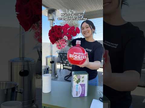 Make a BuzzBall Arrangement With Me ๐ #buzzball #florist