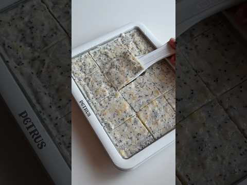 Make frozen yogurt with me #asmr #lifestyle #food #satisfying #yogurt