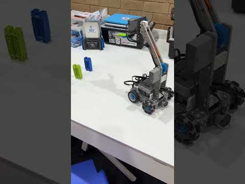 VEX IQ Autonomous Clawbot
