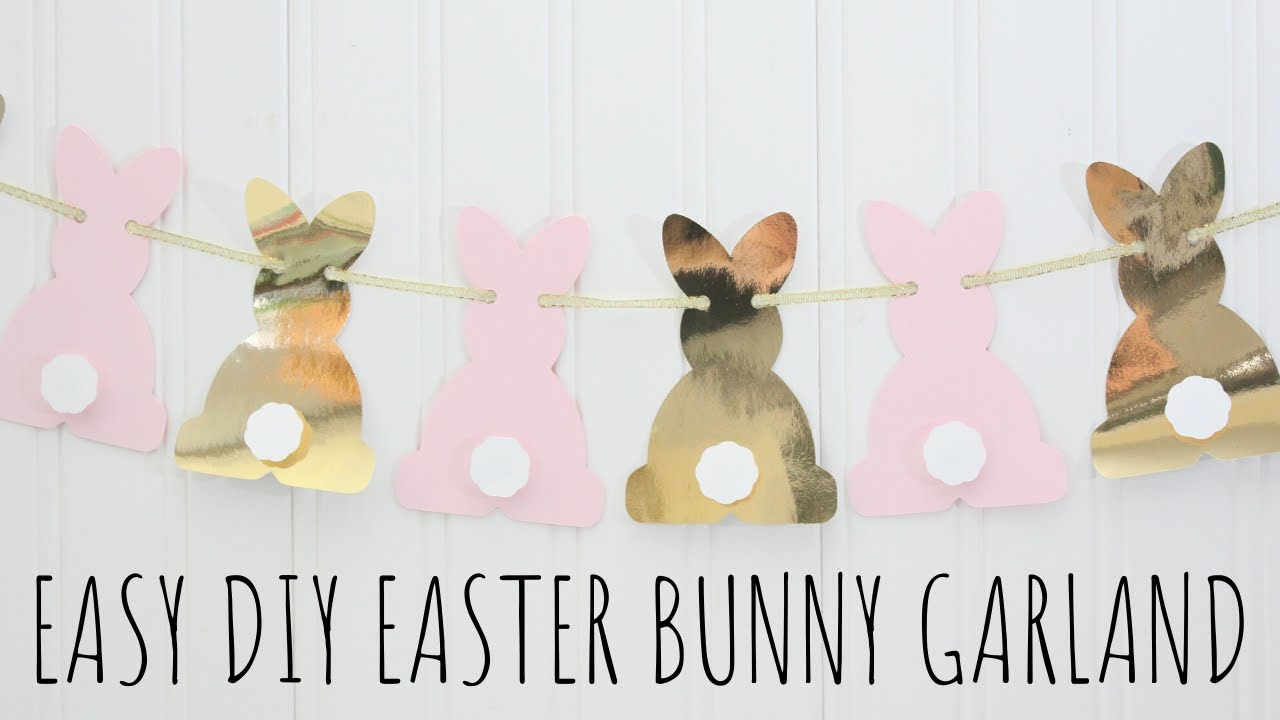 DIY EASY EASTER BUNNY BANNER CRICUT | 2020 EASTER DECOR  | HOW TO MAKE BUNNY BANNER