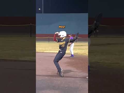 Coach did him dirty 😂⚾