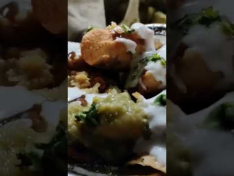 Thursday Market In Aminabad || Panti ji Famous chat || Priyanka Yadav vlogs #minivlog #shorts