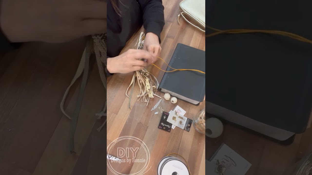 How to make a tassel bookmark #easycraft #howto #tassels #bookmark ark