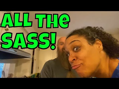 9/18/21 Texas Life Vlog! SLOW Internet life, All the Dogs, and Writing Rock Guitar Solos!