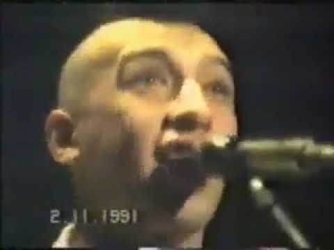 Meantraitors live in Tam-Tam, 1991.
