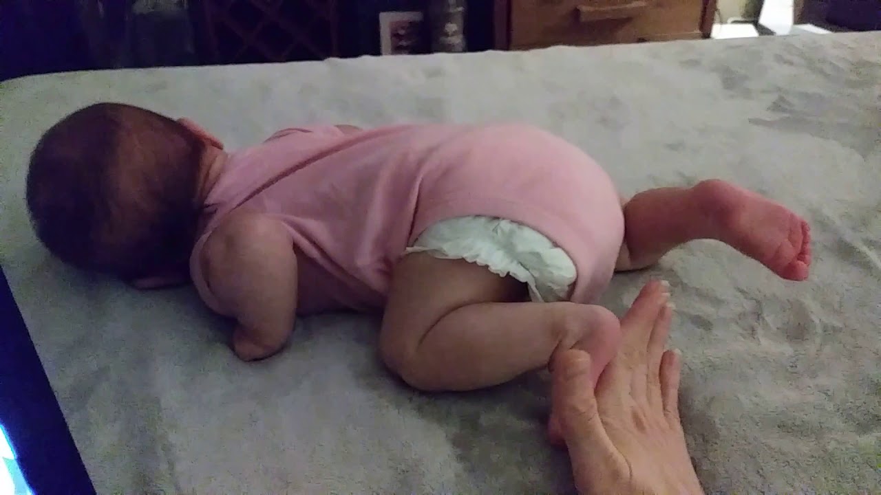 Audrey - 7 Weeks Old - Trying to Crawl