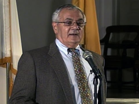 Barney Frank likens Gingrich to Goldwater