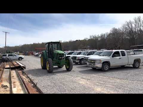 Lot 557 - 2004 John Deere 6715 MFWD Cab Tractor