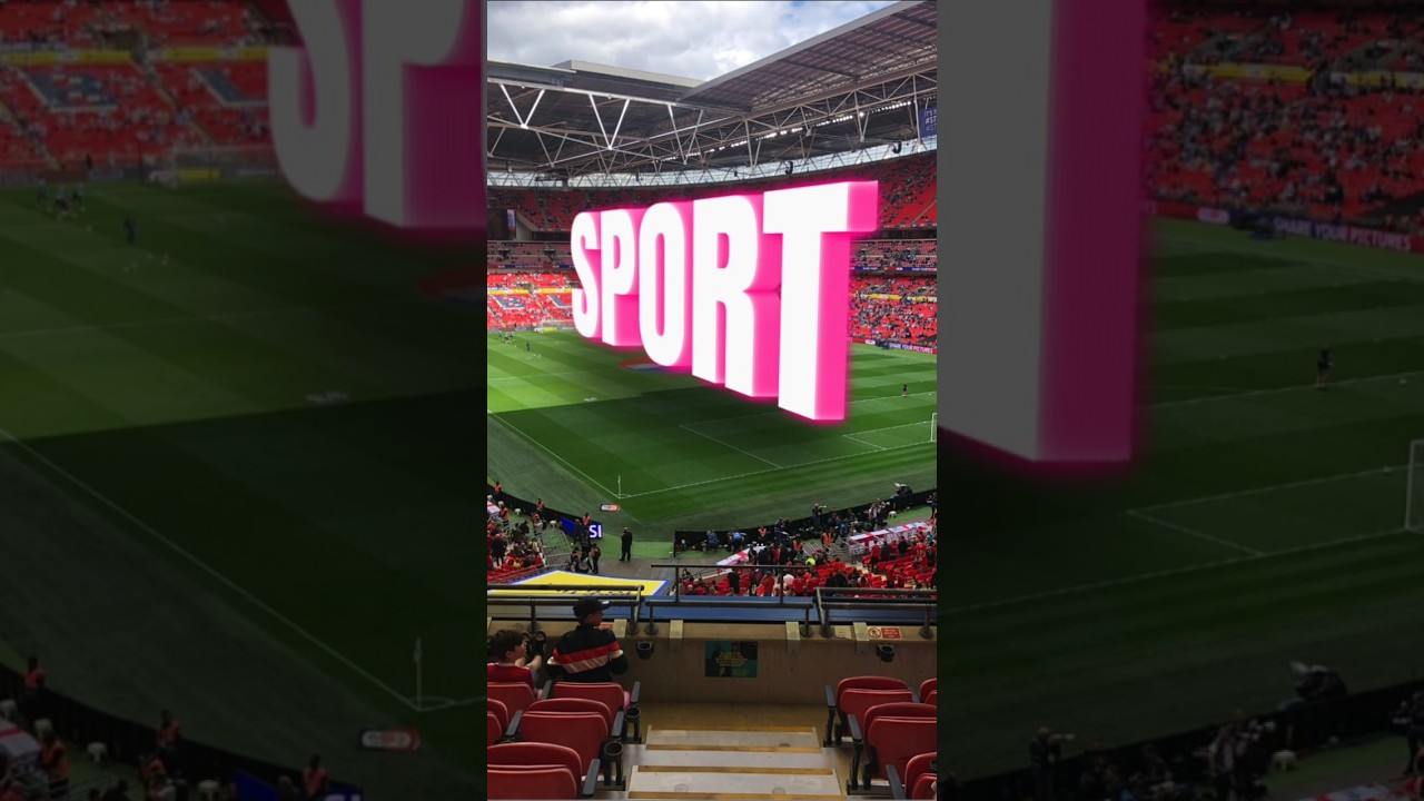 3D Perspective Text Effect in Canva | Easy Tutorial #shorts