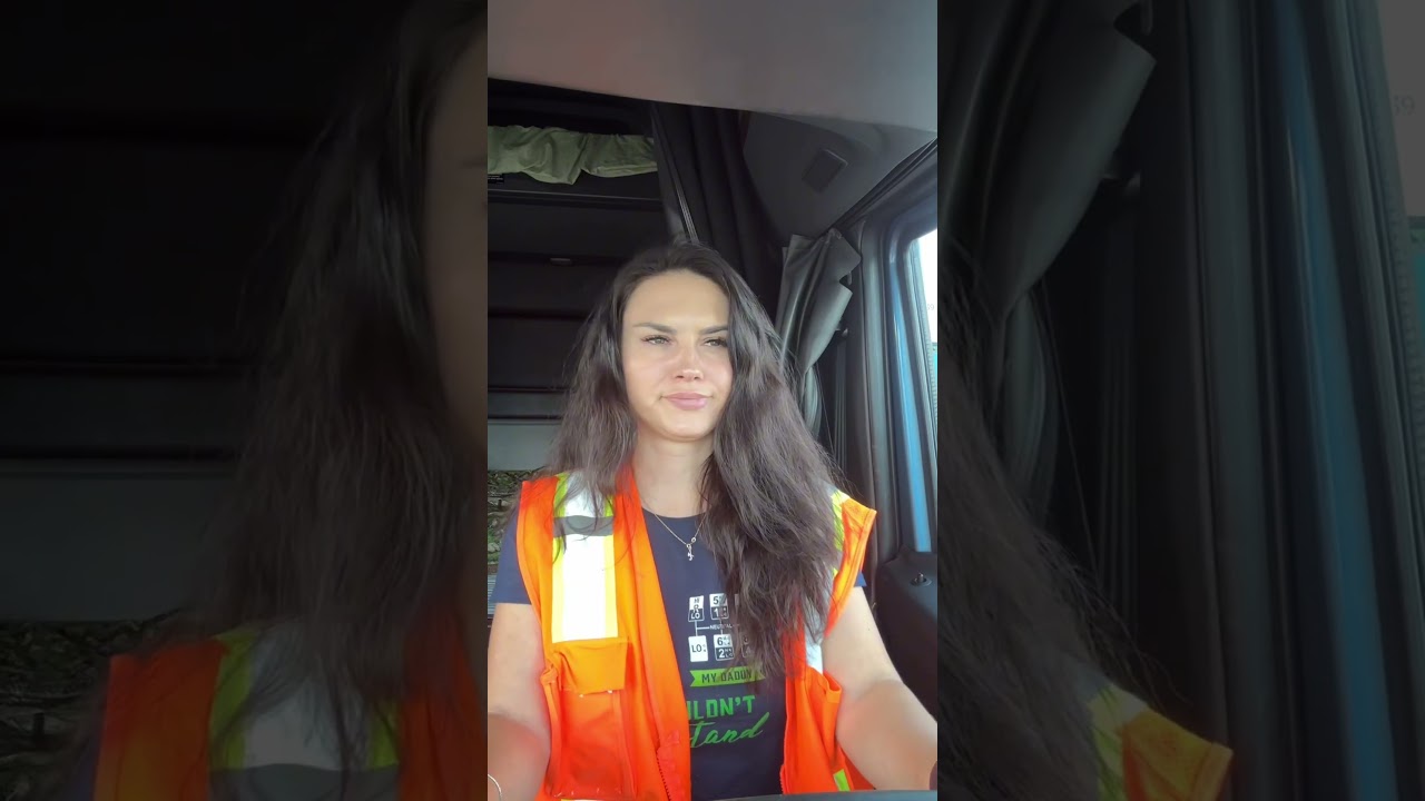 This job would not be fun without this guys 😅 #truckdrivers #funnyvideo #boneheadtruckers #usa