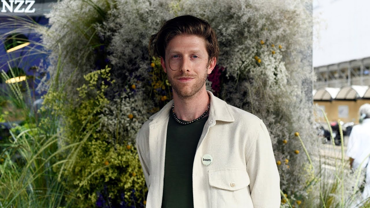 DAAily bar talk with douglas mandry and BALLY on the art of melting ice photograms