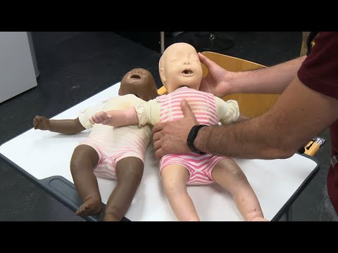 Cruz Roja Sanse-Jarama imparte un curso de primeros auxilios en bebés y niños