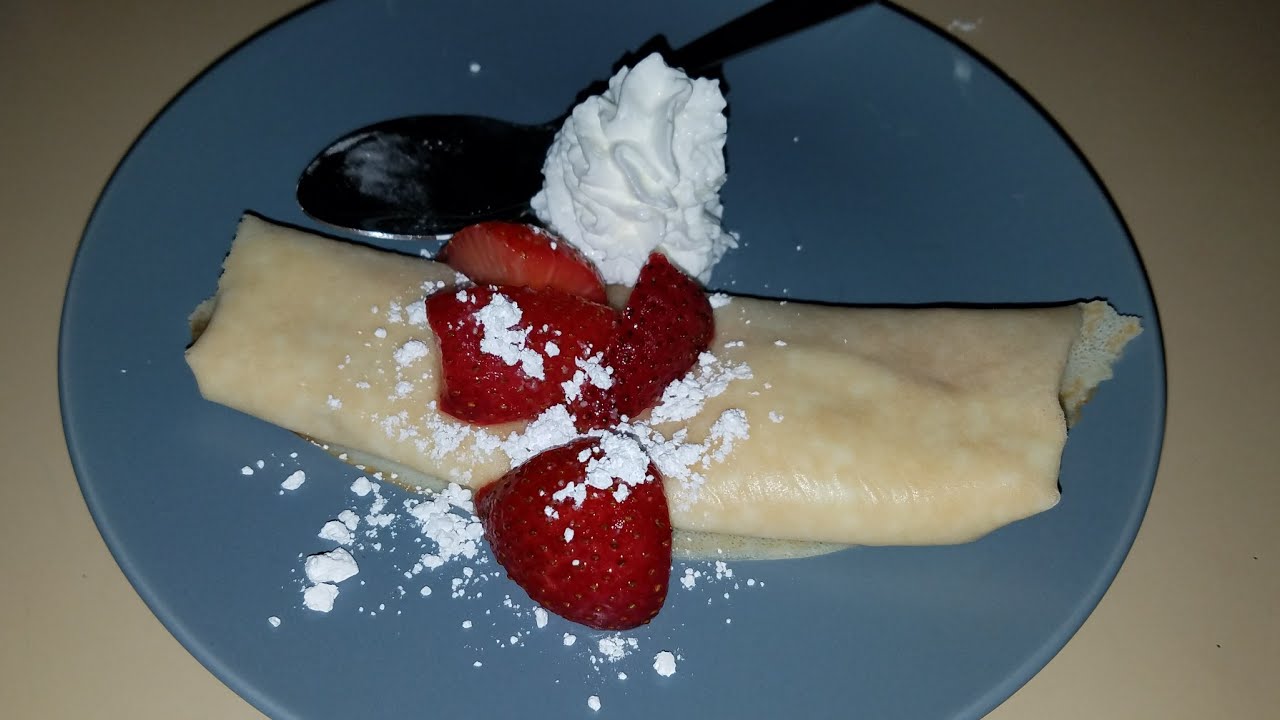 Cream cheese filled crepes  🍓