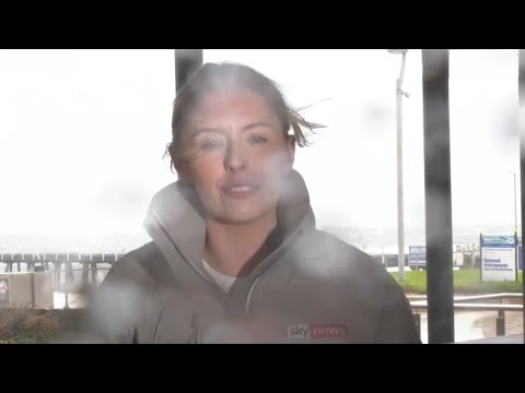 Severe weather warning in place for South Australia coast