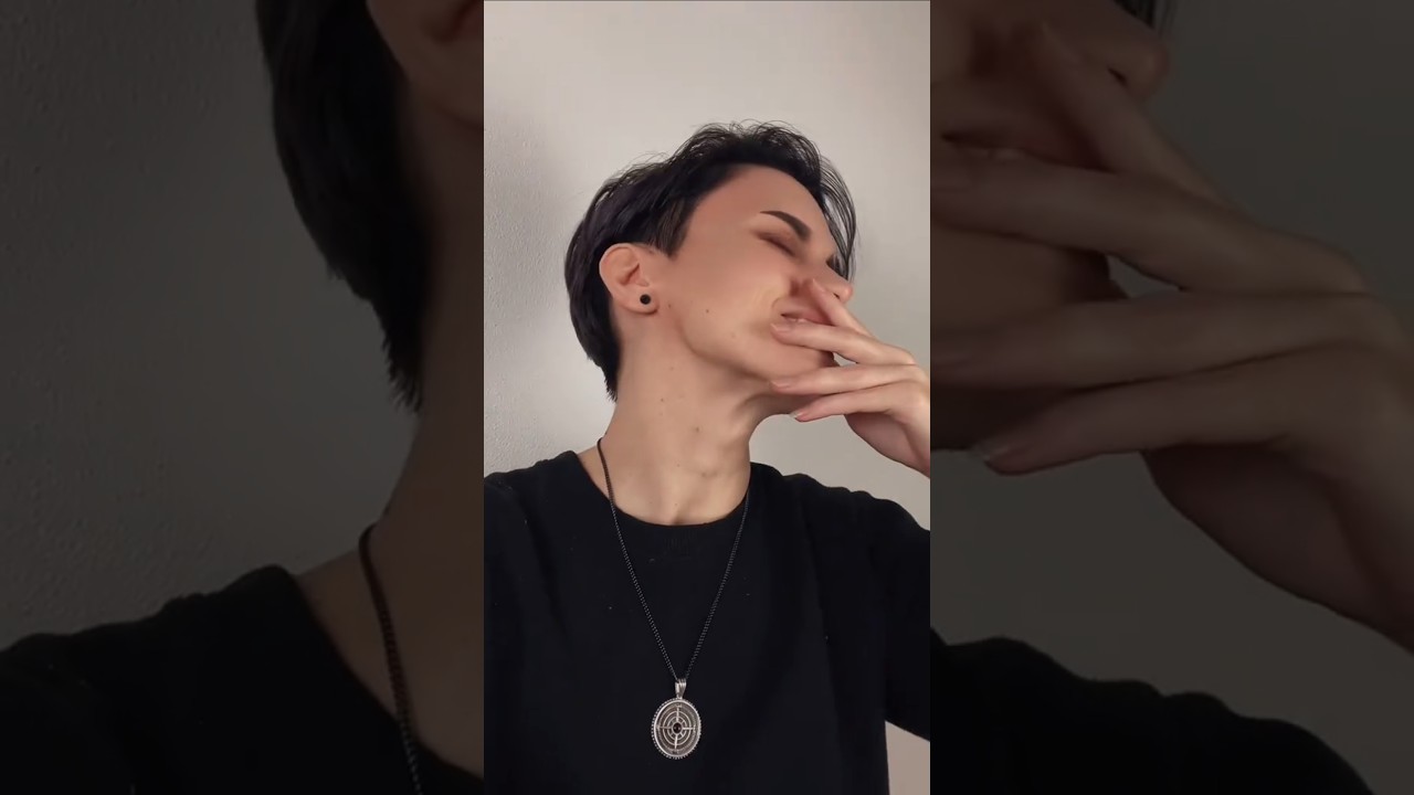 My two moods: 1 & 2 ✨️ #nonbinary #transition