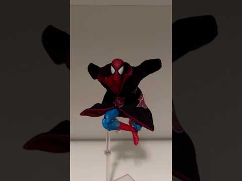 Trying #akatsuki cloak on various #actionfigures pt2 #shfiguarts