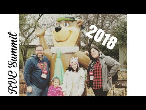 S1-E16 RV Entrepreneur Summit in Fredricksburg Texas - Day 1