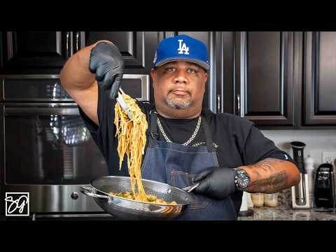 My Family's Favorite Chicken Chow Mein Recipe!