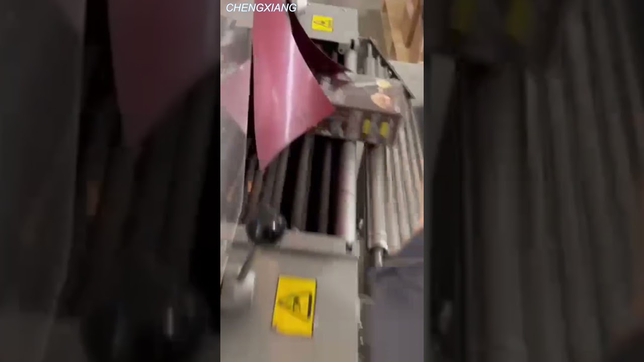 Shrink wrapping machine/Film shrinking machine