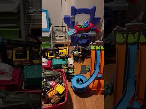 Clearing out all of Maximilian's old toys to sell on FB Marketplace! #ebay #facebook #ebayreseller