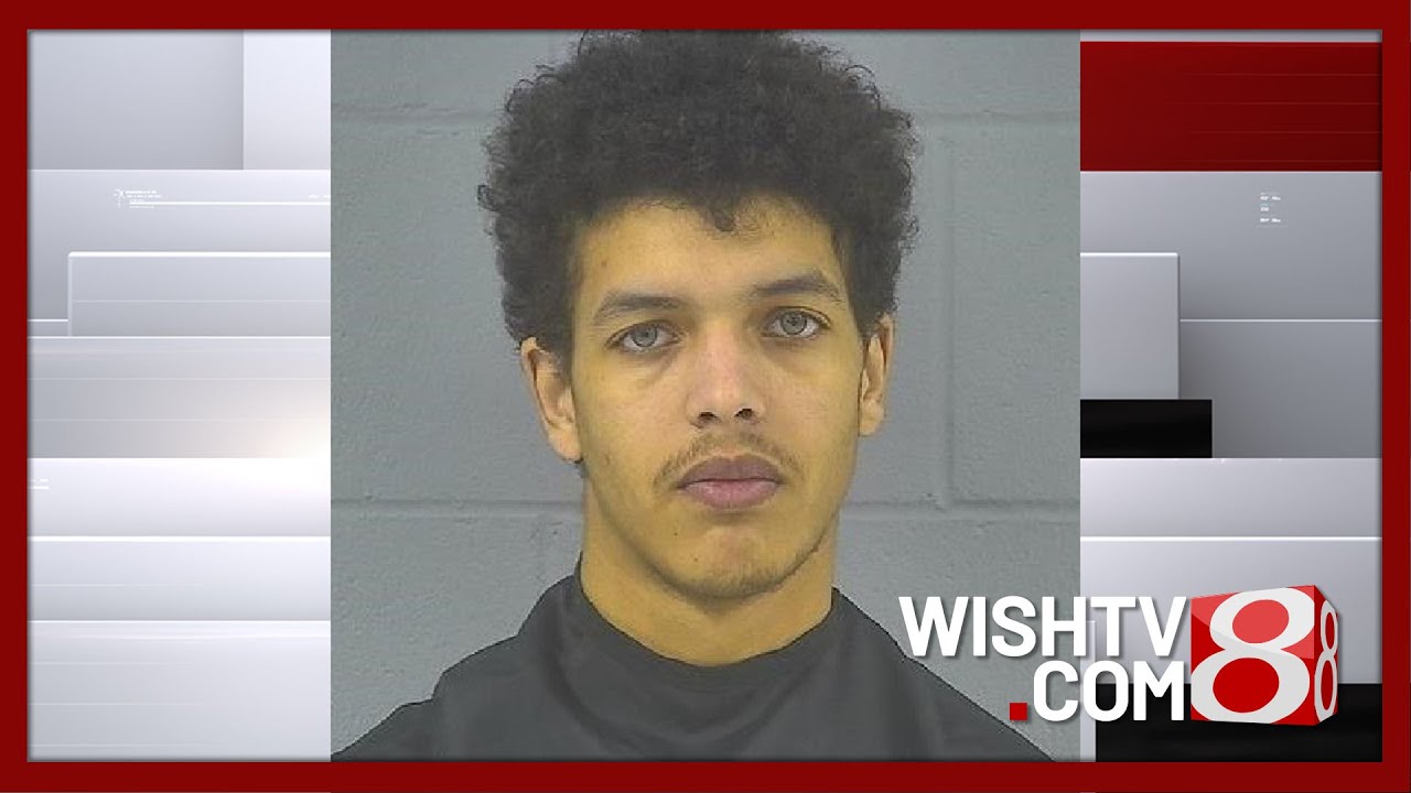 Father charged after toddler found wandering outside only in diaper