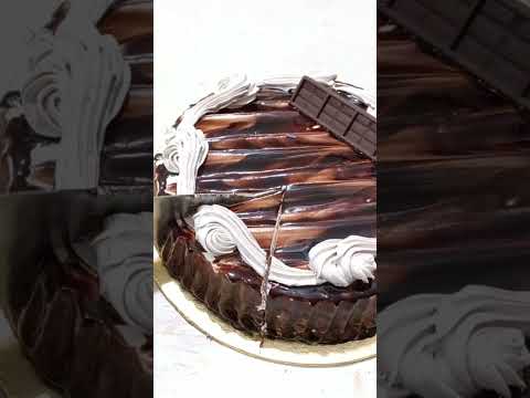Delicious Chocolate Caramel Cake #shorts #youtubeshorts #ytshorts #yummycake #chocolatecake