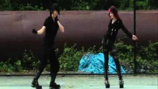 25 Videos Of Goths Dancing Outside During The Daytime