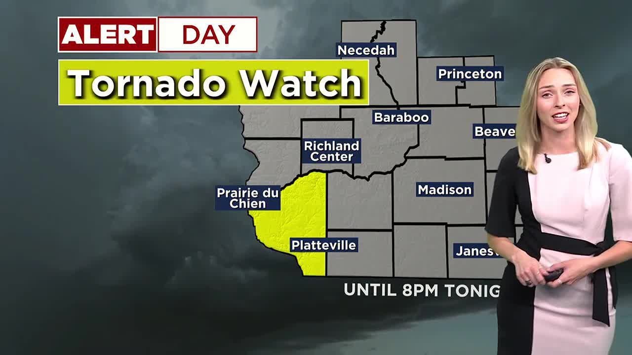 FIRST ALERT: Strong thunderstorms tonight