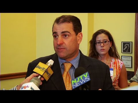 Democrats Propose Budget with Full Pension Payment