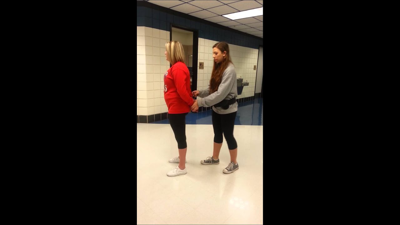 Standing Handcuffing Dimenstration