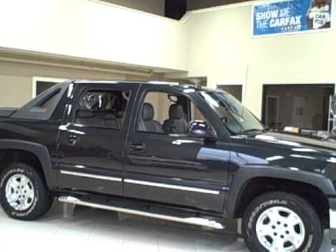 2005 Chevy Avalanche @ TITAN AUTO SALES